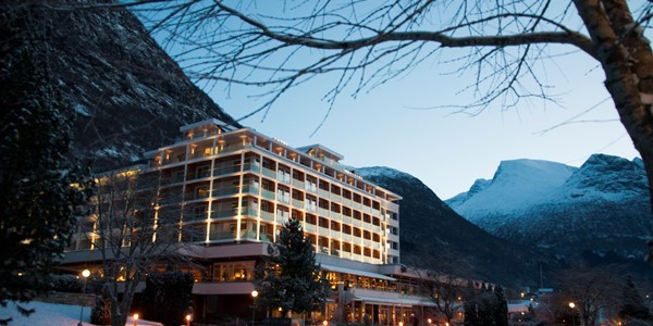 Hotel Alexandra Loen | A hotel in majestic Stryn, Norway